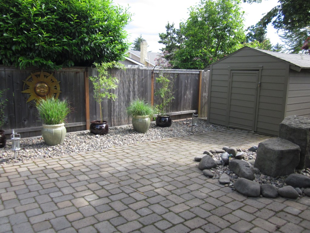 The Perfect Yard….. does it ever really exist? – Elisa's Ramblings